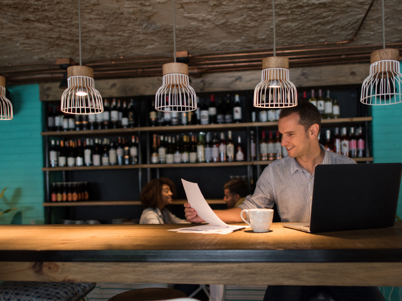 How to Plan a Bar Crawl: A Savvy Bar Owner’s Guide - Unix Commerce